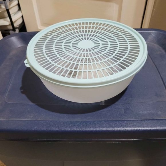 Tupperware | Kitchen | Collander Strainer Tupperware 2 Avail | Poshmark